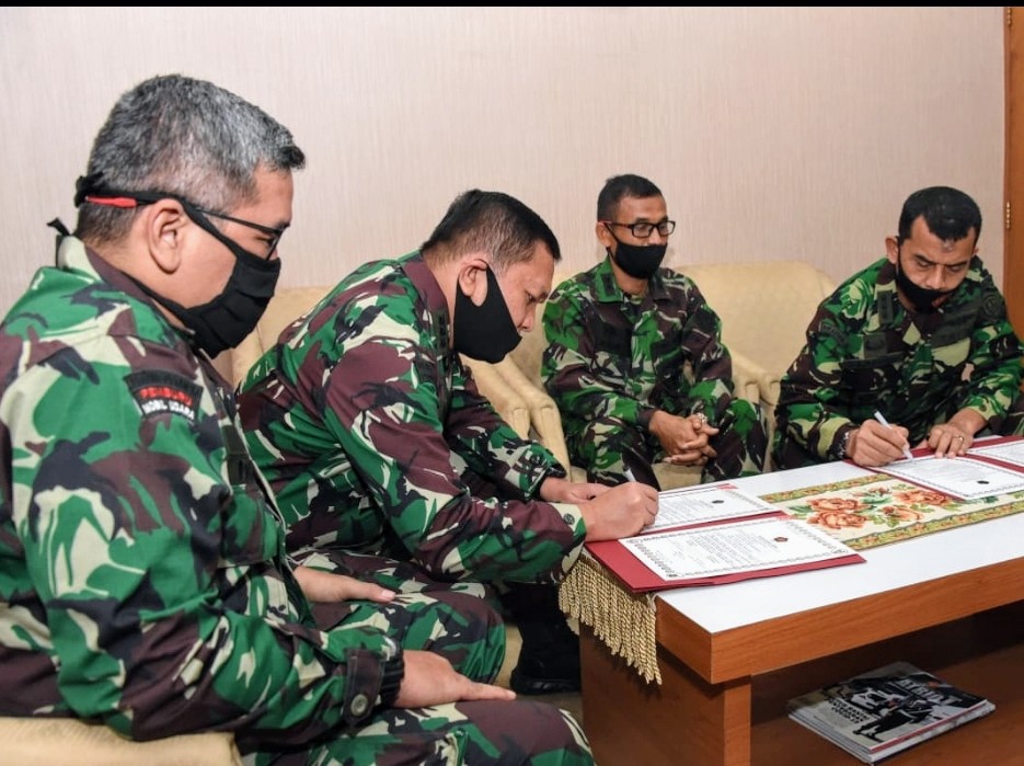Dua Jabatan Strategis Puspen TNI Diserahterimakan